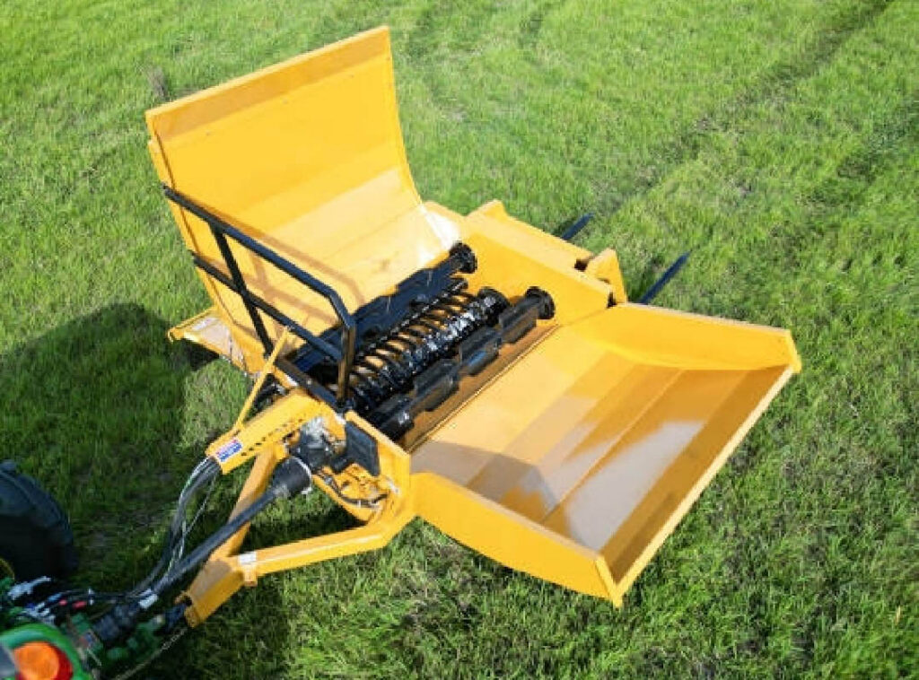 Bale King 8300 - Bridgeview Manufacturing